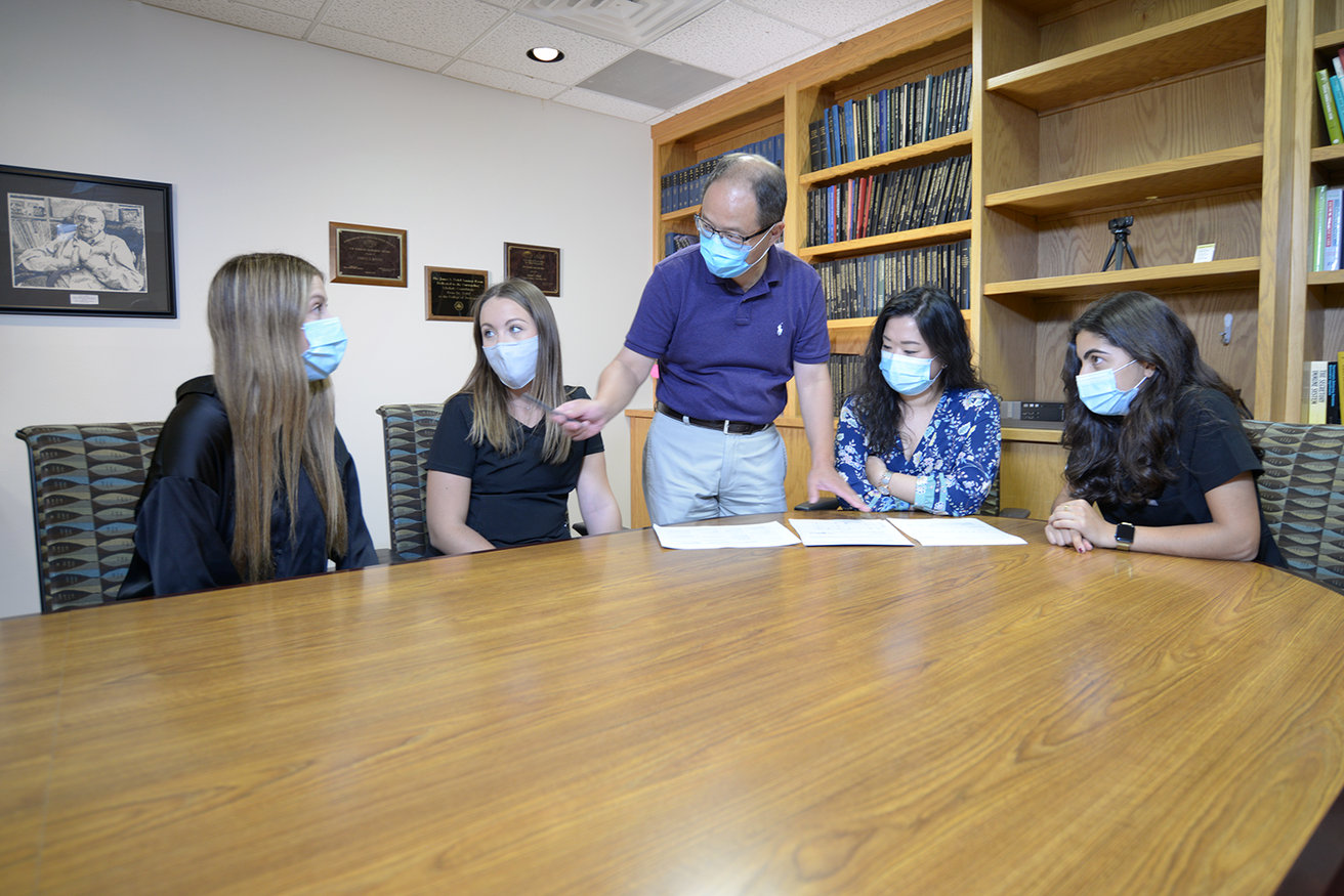 Employment Opportunities | College of Dentistry and Dental Clinics ...